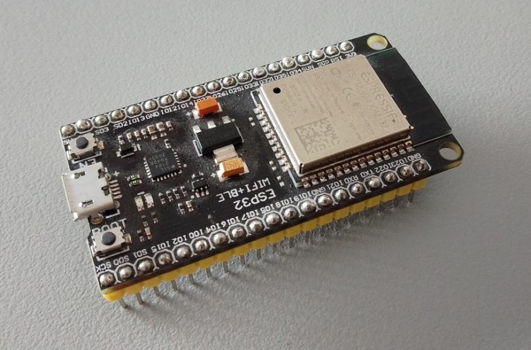 ESP32 Guide: Connect and Control the Onboard LED